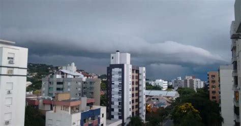 Atenção Dois alertas de perigo para chuvas são emitidos para o RS