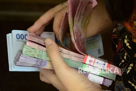 Kapan Mulai Berlaku Ini Tabel Estimasi Kenaikan Gaji PNS 2024 Bagi