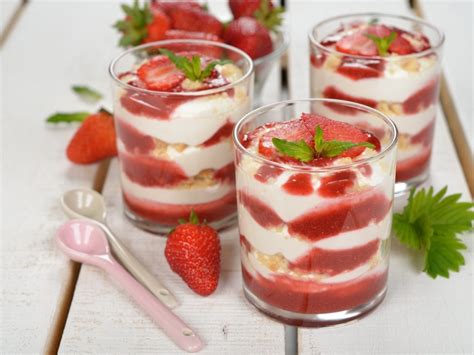 Recette Tiramisù aux Fraises en Verrines Galbani