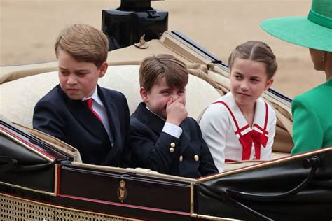 Prinz Louis Zeigt Beim Trooping The Colour Wieder Sein Grimassen