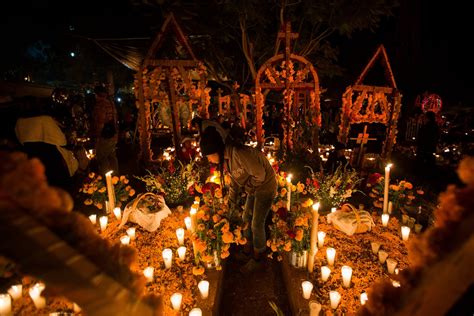 Cómo se celebra el Día de Muertos antes y ahora en México Estas son