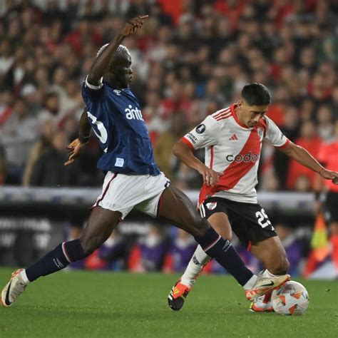 MIRÁ LOS GOLES River le ganó a Nacional y lidera con puntaje perfecto