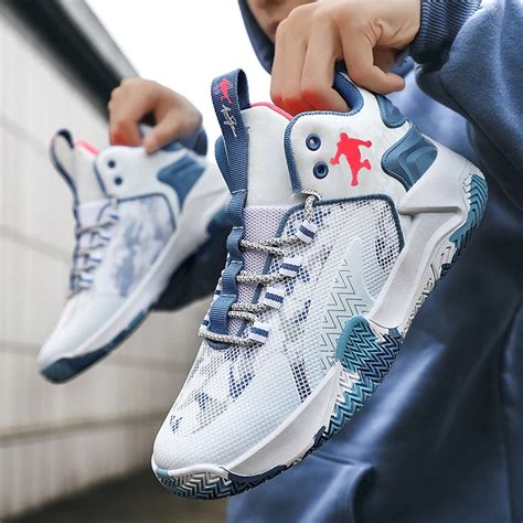 Rekomendasi Sepatu Basket Lokal Terbaik Performa Tinggi 59 OFF