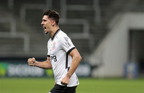 Em Meio A Tratamento Danilo Avelar Ataca De Comentarista Uma Coisa