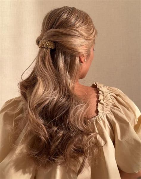 43 Lovely Winter Hairstyles Embracing Style And Warmth
