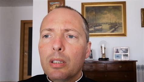 Padre Duarte Lara exorcista passa orientações práticas para estes