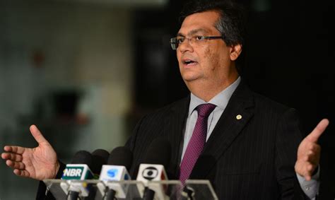 Flávio Dino diz que nomes para Ministério da Justiça devem ser