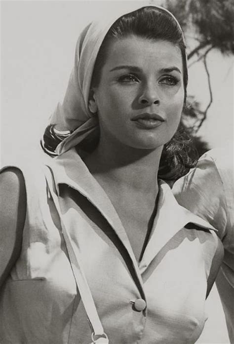Pin En Senta Berger