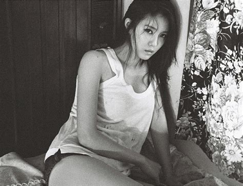 Netizens Shocked By Hyomin S Latest Completely Nude Photoshoot Koreaboo