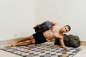 Gainage Latéral LE Guide Complet pour l Exécution Parfaite 8 Variantes