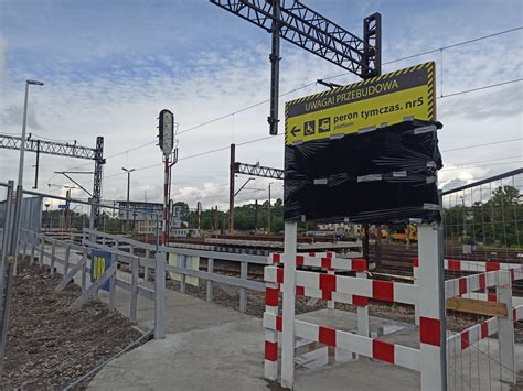Bytom Trwa Remont Hali Peronowej Dworca Pkp Podr Ni Musz Korzysta