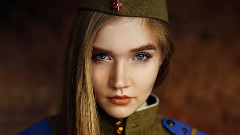 Fondos De Pantalla Mujer Rubia Cara Retrato Ojos Azules 1920x1080