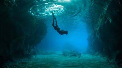 Girl And Sea Wallpapers Wallpaper Cave