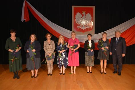 MIEJSKIE OBCHODY DNIA EDUKACJI NARODOWEJ SZS W Bobrku