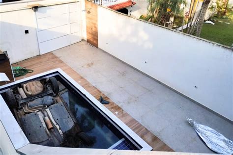 O que se sabe sobre a morte da jovem afogada após ficar presa em carro