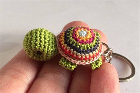 Amigurumi Porte Clés TORTUE DE TERRE Kawaii Amigurumi keychain turtle