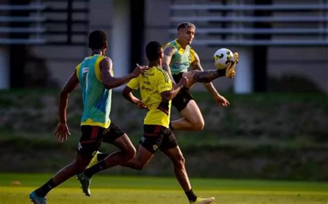 Flamengo realiza primeiro treino foco no Goiás veja imagens