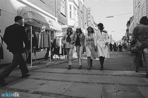 Arkiv Dk M Knudsen Lukket Modeshow 1978