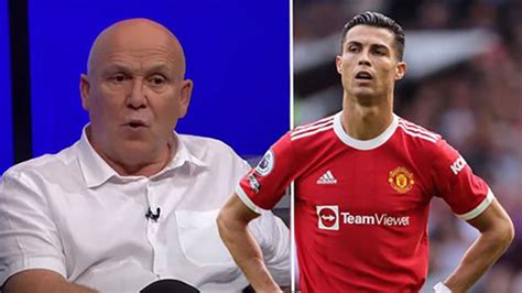 Người trong cuộc tiết lộ Ronaldo đã cố gắng làm tất cả vì MU Báo Pháp