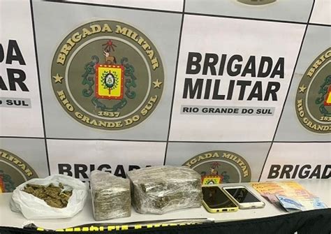 Brigada prende dois homens por tráfico de drogas em Novo Hamburgo