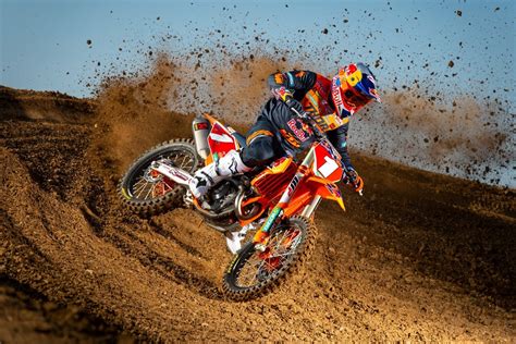 Photo Shoot Red Bull KTM Factory Racing Team 2020 Xoffroad