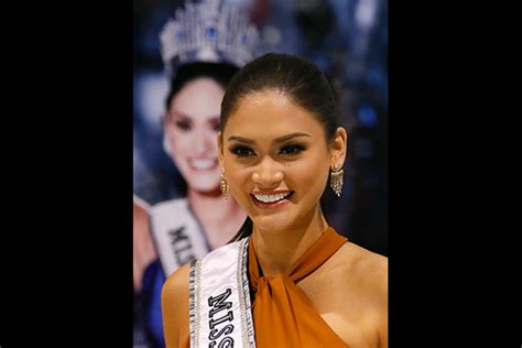 9 Stunning Photos Of Miss Universe Pia Wurtzbach From Manila Arrival