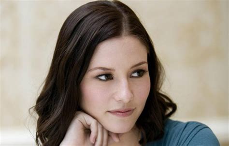 Chyler Leigh Body Measurements Height Weight Bra Size Shoe Size Artofit
