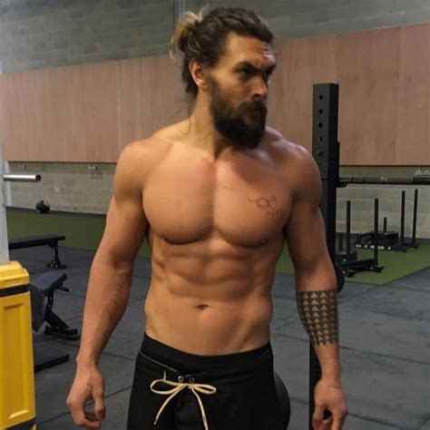 Tatuajes de Jason Momoa Ideas y fotografías