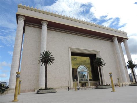 IURD Temple Of Solomon Teixeira Duarte Construção