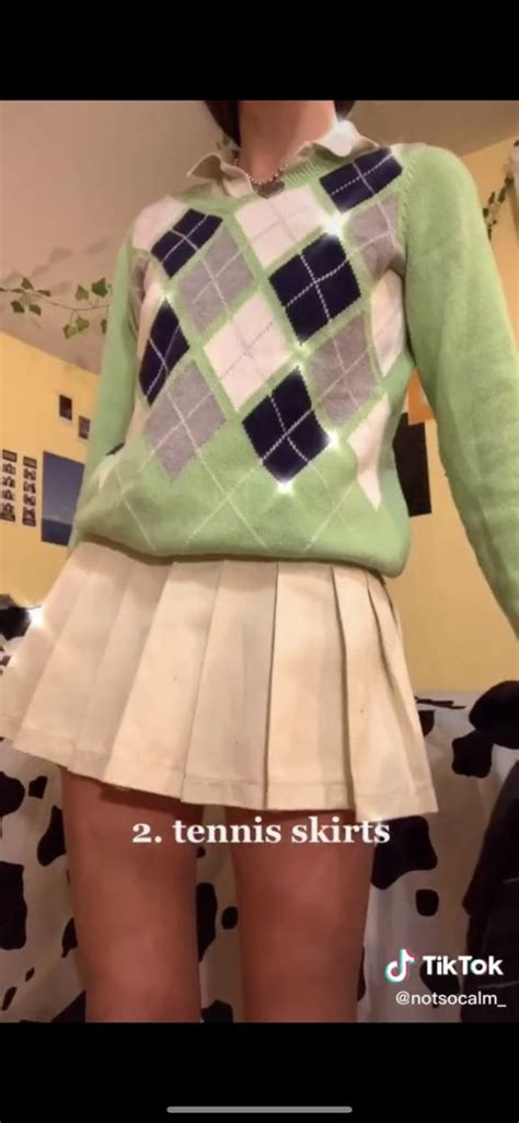 Pin Van Op White Tennis Skirts Outfits Mooie Outfits Poses
