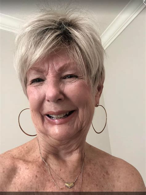 Pin By Mary Pat Bullins On Gorgeous Hair Gorgeous Hair Old Lady