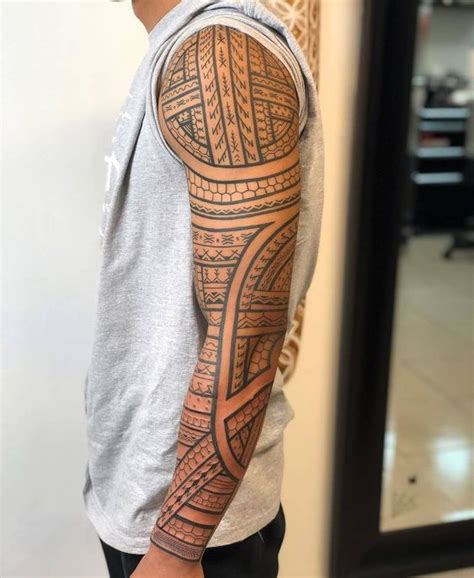 Tatuagens Tribal 40 Inspirações masculinas