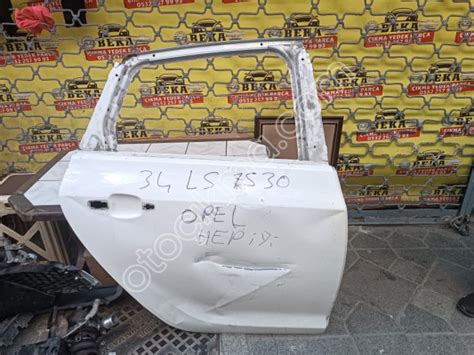 OPEL ASTRA J SAĞ ARKA KAPI ÇIKMA ORJİNAL YEDEK PARÇA Çıkma Yedek Parça