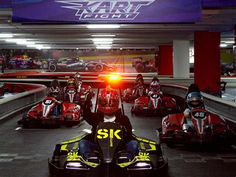Quieres echarte unas carreritas en este kartódromo podrás ser un