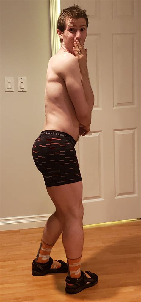 Posing With Briefs Linus Tech Tips Know Your Meme