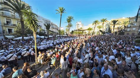 Imágenes de la Magna en un día histórico para Cádiz El Patrimonio