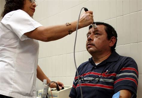 IMSS Yucatán otorga tratamiento personalizado a pacientes con parálisis