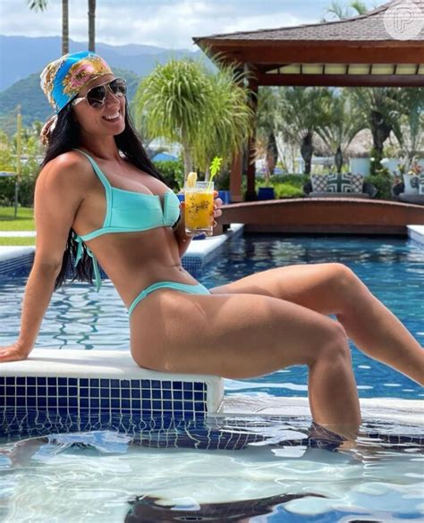 Foto Beleza de Graciele Lacerda mulher de Zezé di Camargo chama