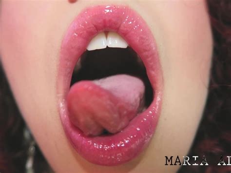 Lengua Pelirroja Sexy Que Besa A La Novia Nuevos Videos Porno