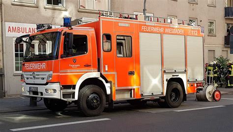 Mb Atego Als L Schgruppenfahrzeug Lf Der Feuerwehr