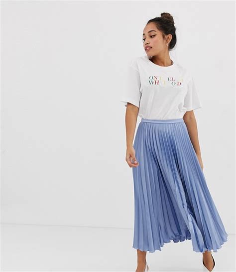 Venta Faldas Plisadas Para Bajitas En Stock