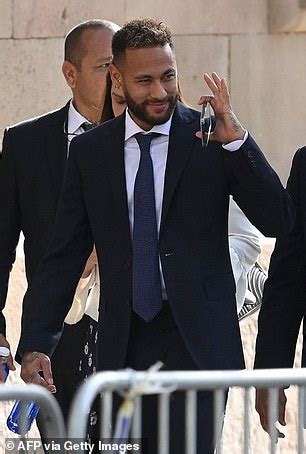 Football Superstar Neymar Tells Court He Always Signed Contracts His