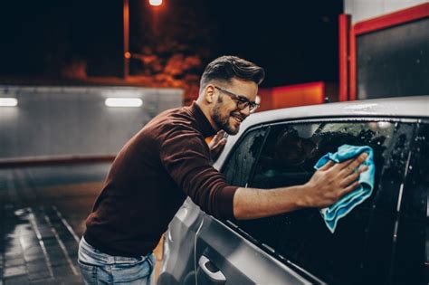 Aprenda como lavar o carro em casa corretamente Mecânica Garrett