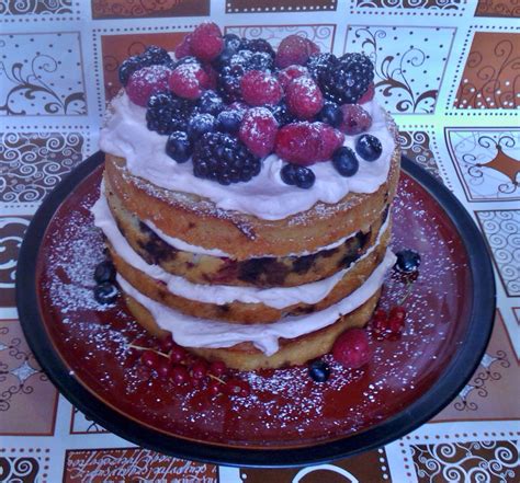 My Sweet Madness Naked Cake De Vainilla Y Frutos Del Bosque Y Otra