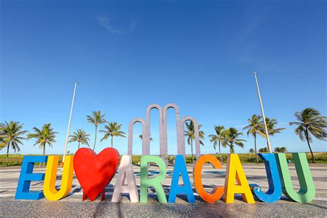 Aracaju também tem uma Praia do Atalaia para curtir o verão