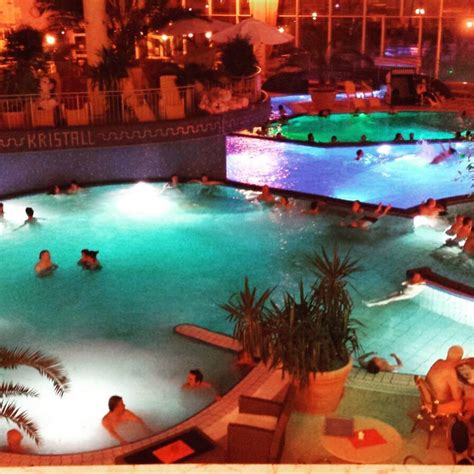 Wir Zeigen Ihnen Der Attraktivsten Fkk Thermen In Deutschland