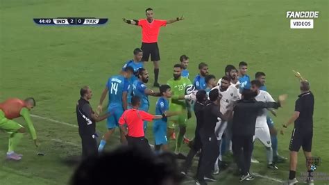 India Pakistan Players Break Into A Fight During Saff Championship