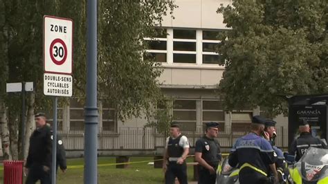 Attaque au couteau à Arras le choc après lassassinat dun enseignant
