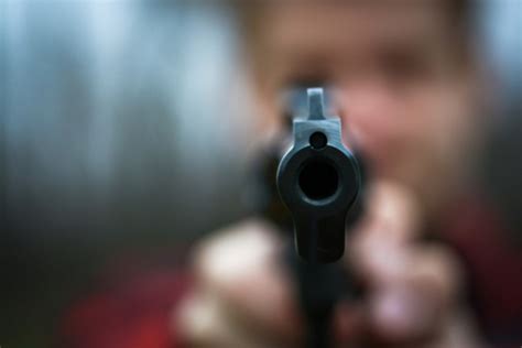 Vídeo mostra momento em que rapaz é executado 6 tiros em VG veja