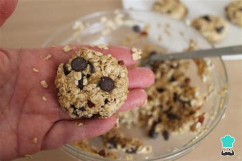 Cookie de banana e aveia no microondas receita saudável fácil e rápida